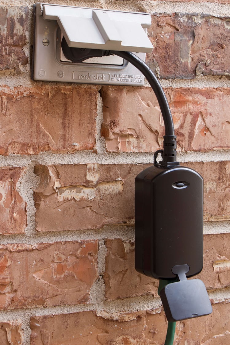 CE Week 2016: GE Bluetooth Outdoor Smart Switch Wins Best in Show Award